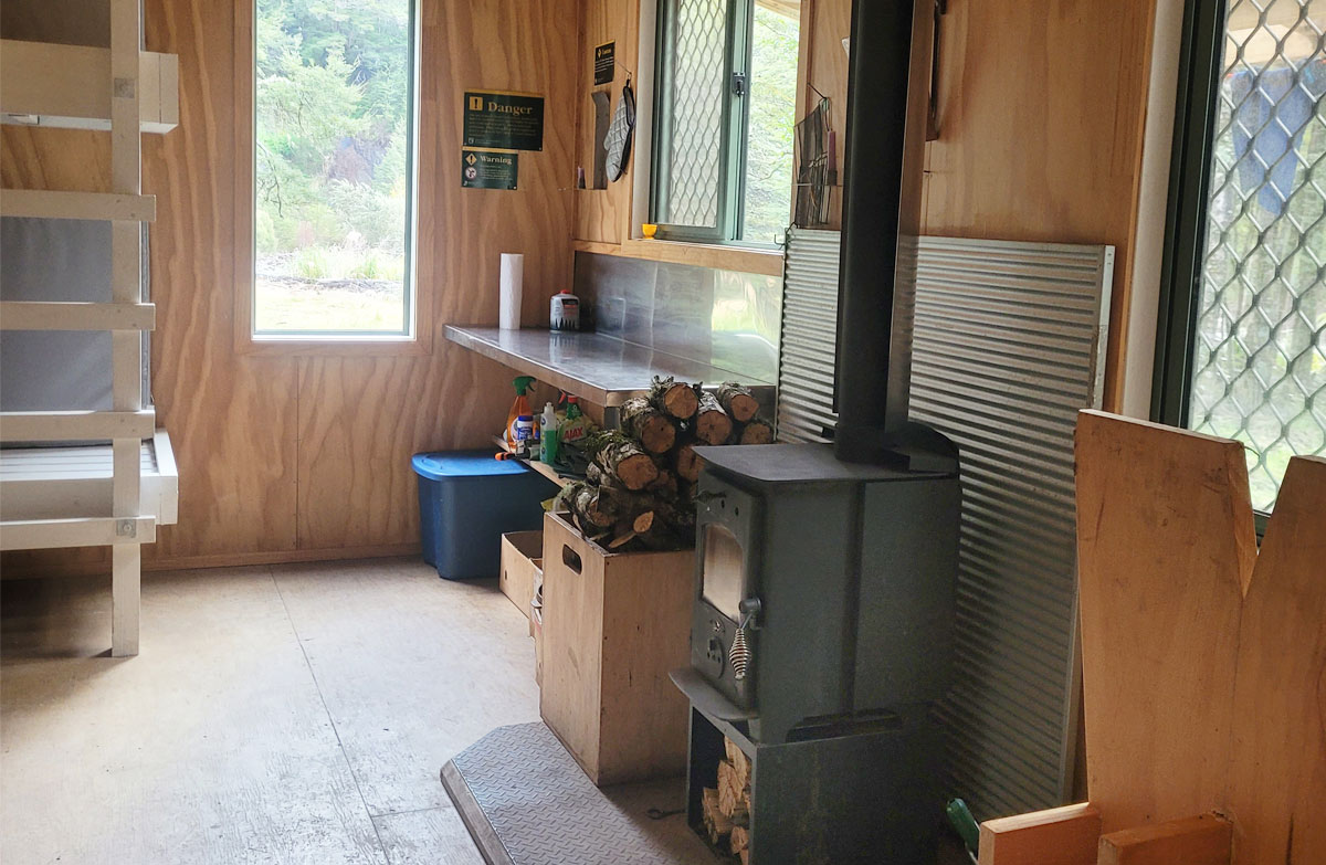 Maropea Forks Hut: Ruahine Forest Park, Manawatu region