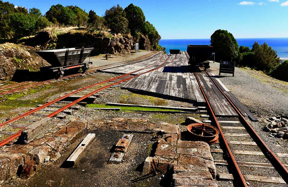 Denniston Brakehead walks: Denniston area