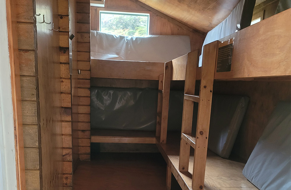 Sunrise Hut: Ruahine Forest Park, Hawke's Bay region