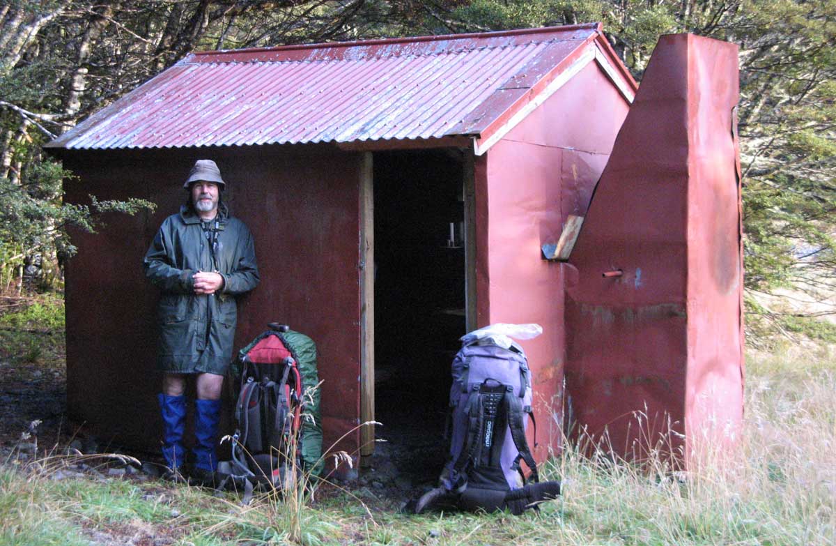 Upper South Branch Hurunui Hut: Lake Sumner Forest Park, Canterbury region