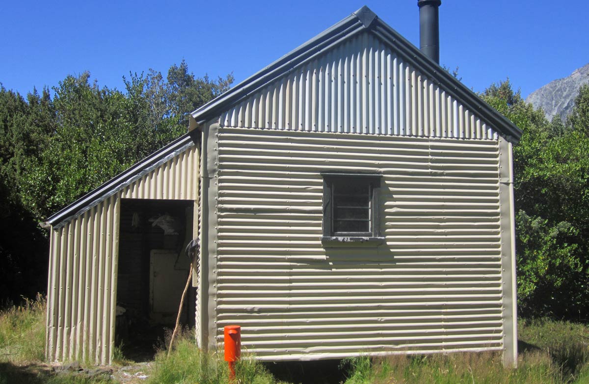 Evans Hut: Rangitata/Rakaia Rivers area, Canterbury region