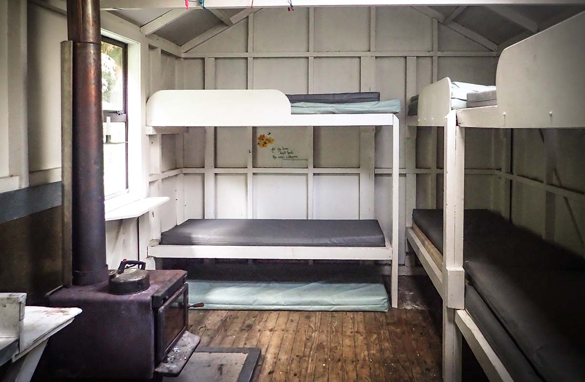 Pakihi Hut: Urutawa Conservation Area, East Coast region