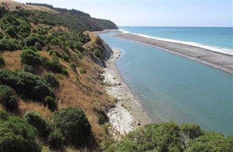 Manuka Bay Lookout Track: Things to do in Cheviot area