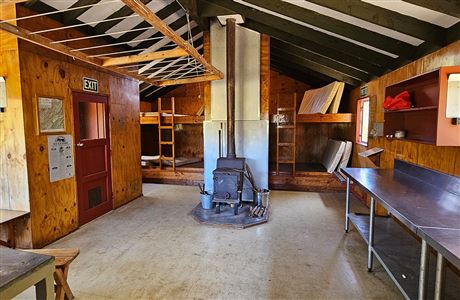 Rocks Hut: Mount Richmond Forest Park, Marlborough region