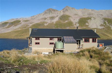 Angelus Hut: Nelson Lakes National Park, Nelson/Tasman region