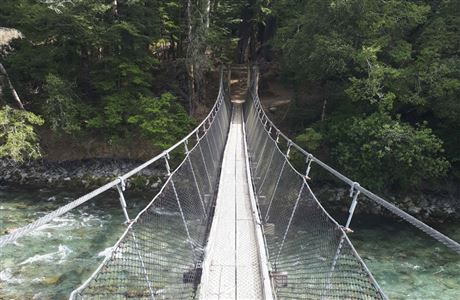 Lake Sylvan Track: Mount Aspiring National Park, Otago region