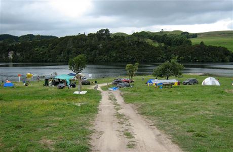 Arohena conservation campsite: Lake Arapuni Conservation Area, Waikato ...