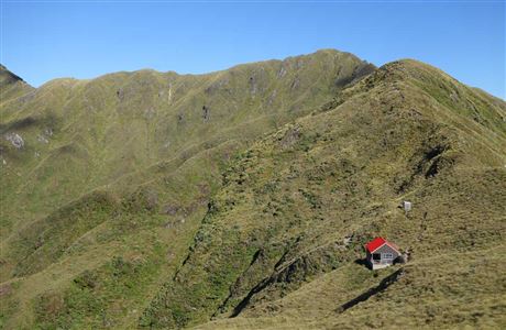 Tarn Ridge Hut: Tararua Forest Park, Wairarapa region