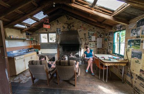 Dillons Homestead Hut: Kelly Range - Styx River area, West Coast region