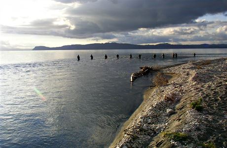 Features: Taupō Trout Fishery