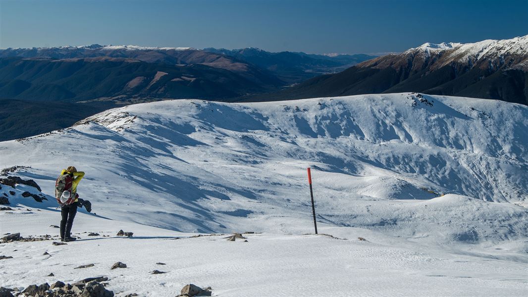 Angelus Hut via Pinchgut Track and Robert Ridge Route