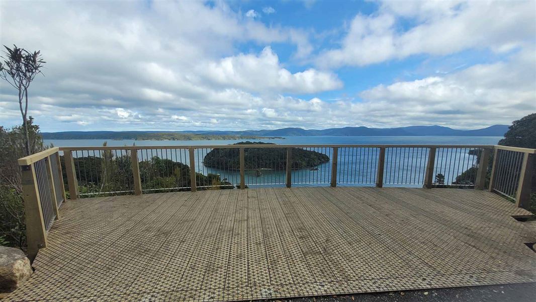 Observation Rock platform now open | Mirage News