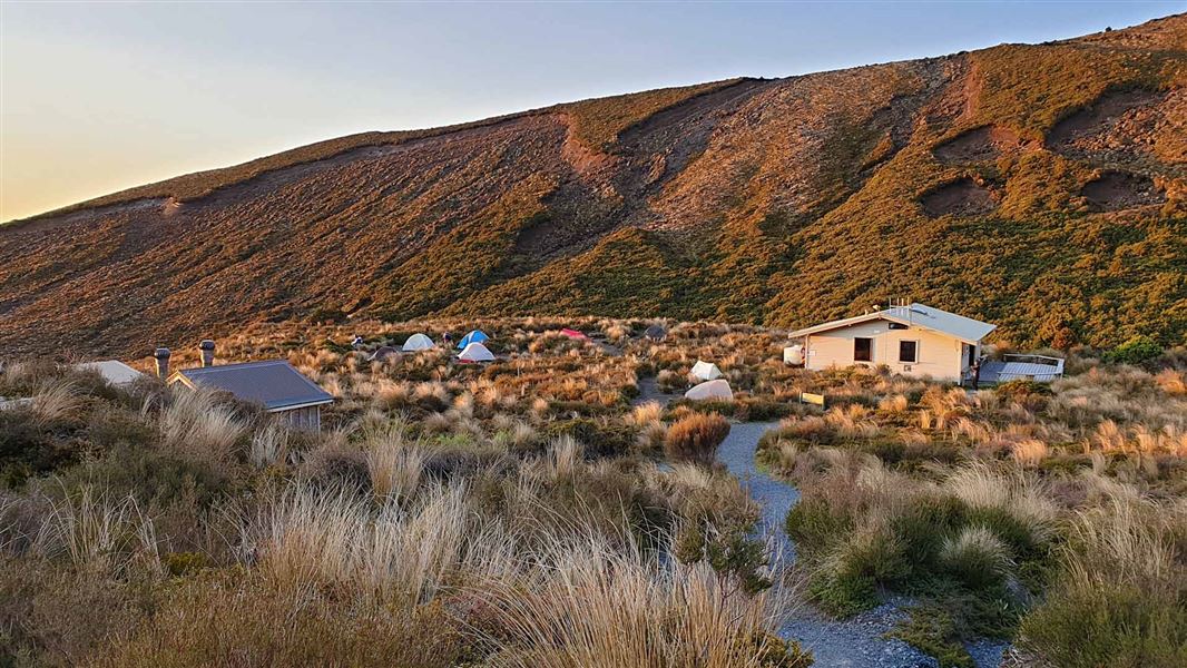 Mangatepopo Hut: Ruapehu area backcountry huts